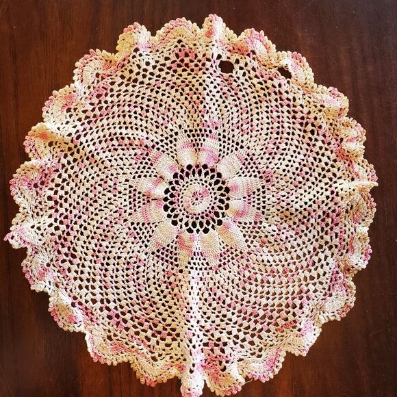 Handmade | Accessories | Vintage Hand Crochet Doily Pink 5 Inch Round ...